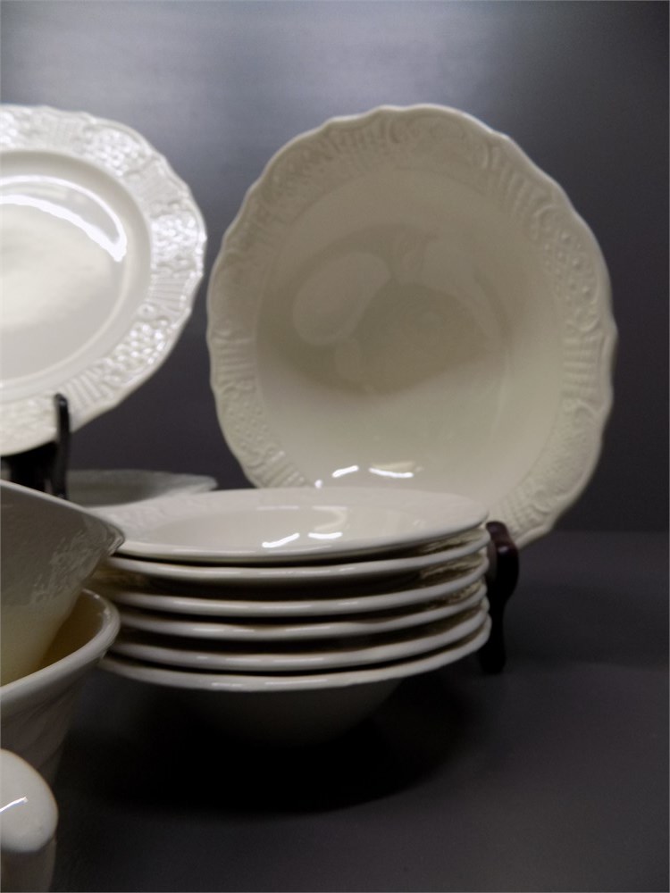Transitional Design Online Auctions - Washington Colonial China