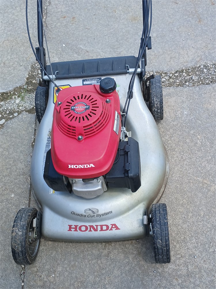 Transitional Design Online Auctions - Honda Rotary Mower / HRR2163TDA