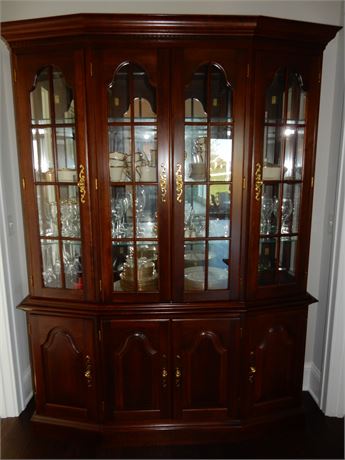 Transitional Design Online Auctions - Colonial Furniture Co. China Hutch