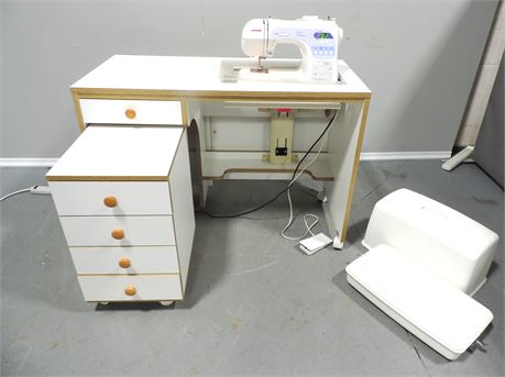 Transitional Design Online Auctions - JANOME DECOR Sewing Machine ...