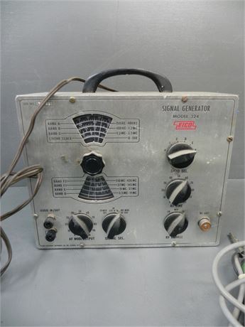 Transitional Design Online Auctions - EICO Signal Generator / Model 324