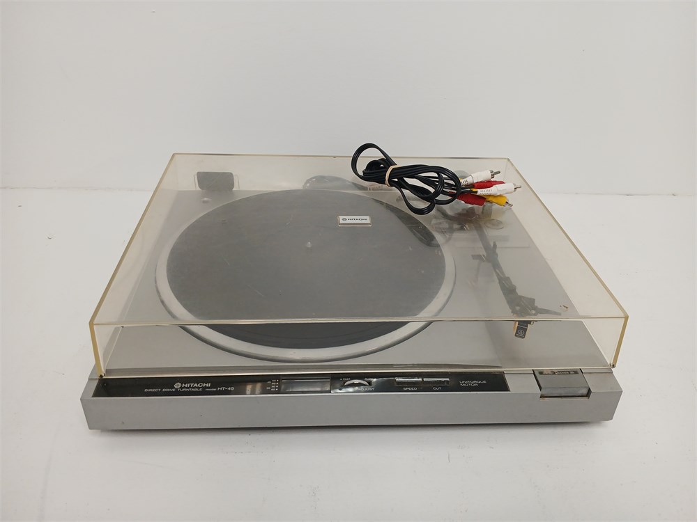 Transitional Design Online Auctions - Hitachi Turntable / Model HT-45