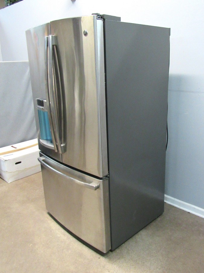 Transitional Design Online Auctions - GE Profile 27.7 Cu Ft French Door ...