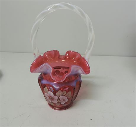 Transitional Design Online Auctions - FENTON Art Glass / Signed