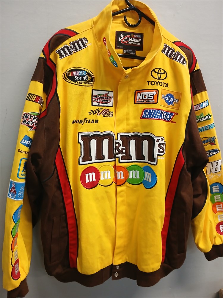 Transitional Design Online Auctions - Kyle Busch Motorsports Team pit ...