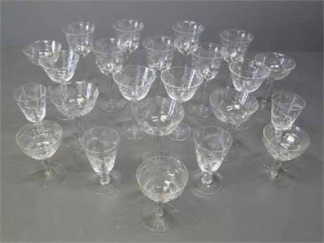 Transitional Design Online Auctions - 1940's/50's Crystal Stemware 23 Piece in 4 Patterns