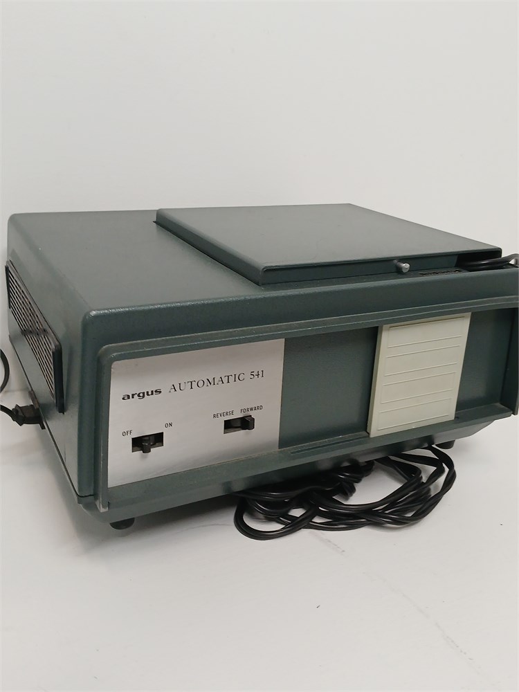 Transitional Design Online Auctions - Argus Automatic Slide Projectors ...