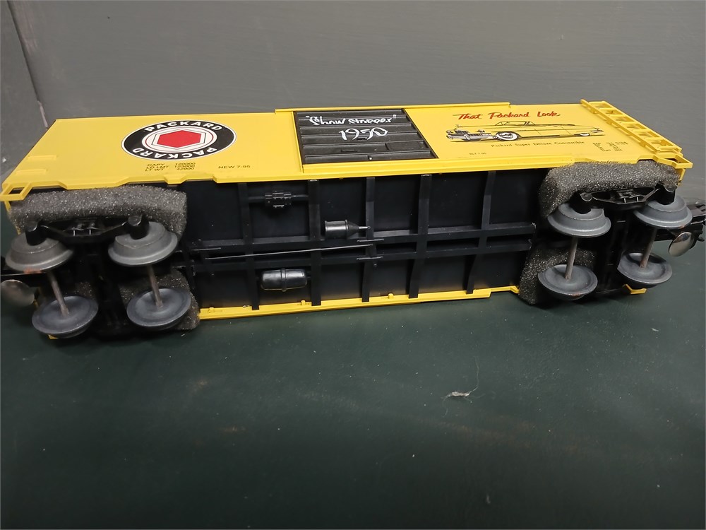 Transitional Design Online Auctions - Model train freight cars