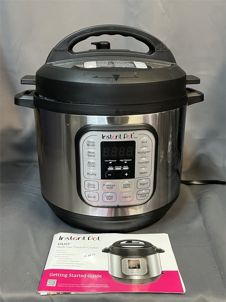Transitional Design Online Auctions - Insta Pot / NIB