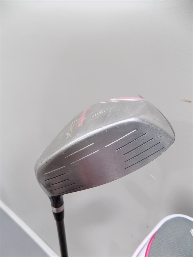 Transitional Design Online Auctions - Slazenger Golf Clubs