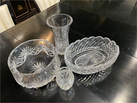 Transitional Design Online Auctions - Crystal Tableware w/Waterford Bowl