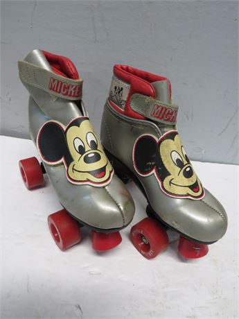 Transitional Design Online Auctions - Vintage Mickey Mouse Roller Skates