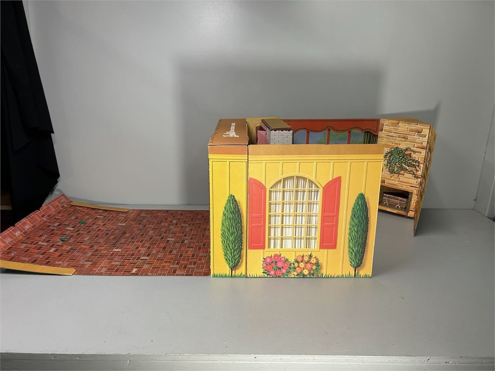 Transitional Design Online Auctions - Barbie's New Dream House 1963