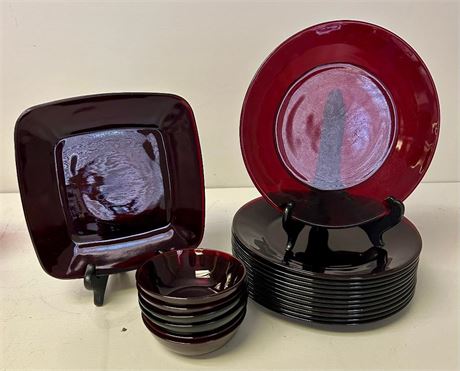 Transitional Design Online Auctions - Ruby Ware Glass Dining Set - 31 ...