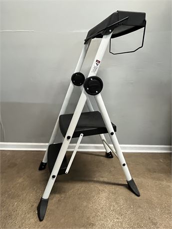 Transitional Design Online Auctions - Werner Low-Rise Step Ladder