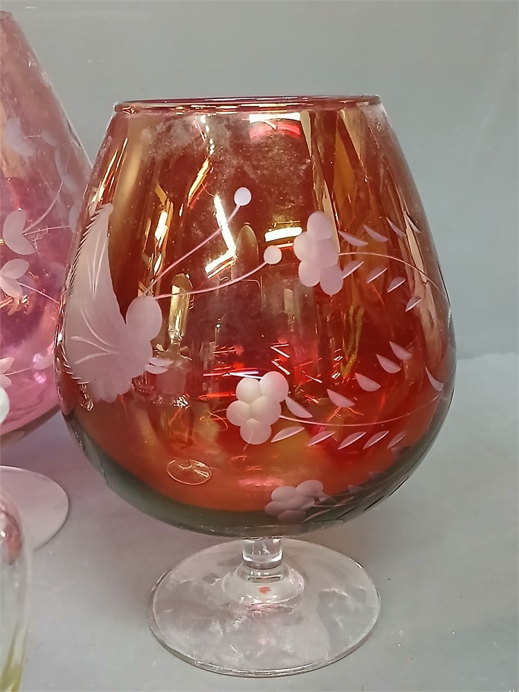 Transitional Design Online Auctions - "Ruby flash" lead crystal pieces