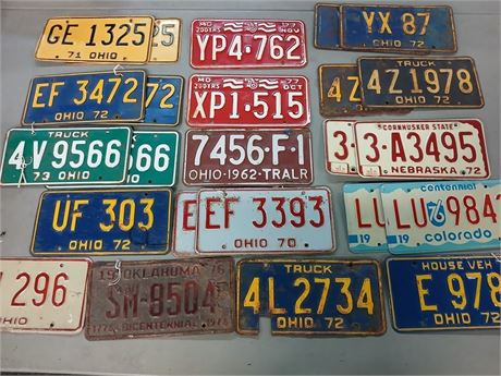Transitional Design Online Auctions - 1970's Automotive License Plates