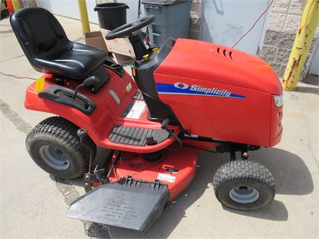 Transitional Design Online Auctions - SIMPLICITY Regent Lawn Tractor 21 HP