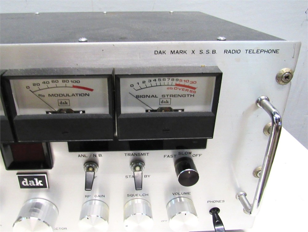 Transitional Design Online Auctions - DAK Mark X S.S.B. Radio Telephone ...