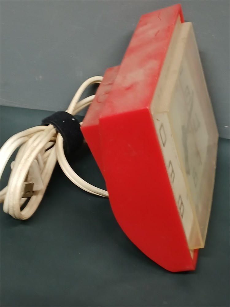 Transitional Design Online Auctions - 1950's Electric Clocks