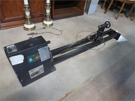 Transitional Design Online Auctions - BUFFALO Wood Turning Lathe