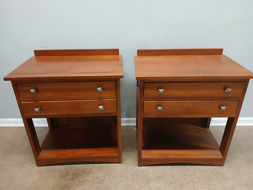 Transitional Design Online Auctions - Quality Matching Nightstands with ...