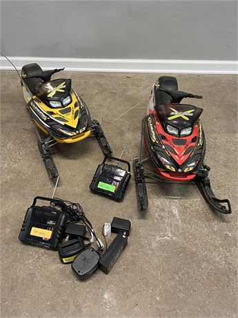 Transitional Design Online Auctions - Ski Doo Remote Control Snow ...