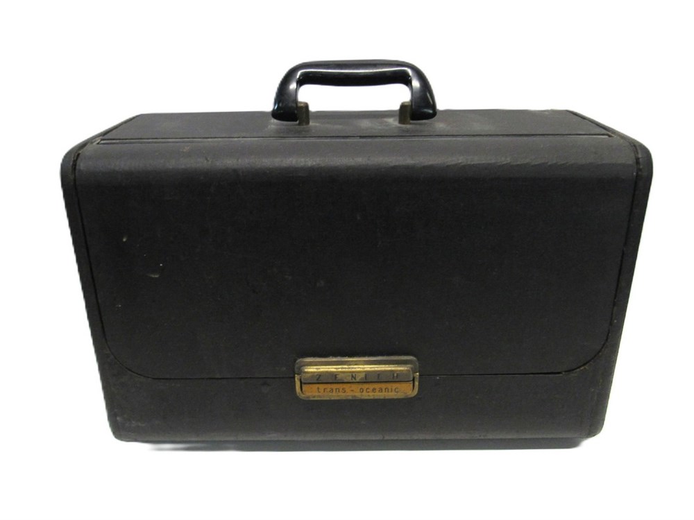 Transitional Design Online Auctions - Zenith Radio Trans-Oceanic H-500 ...