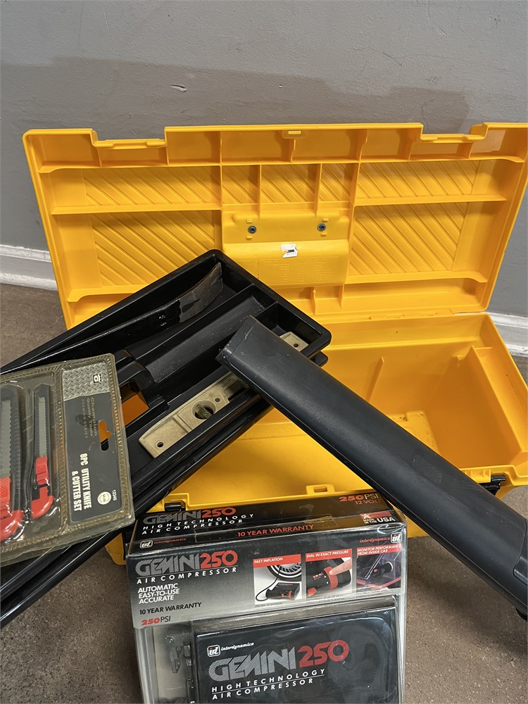 Transitional Design Online Auctions - Toro Power Sweep / Tool Chest