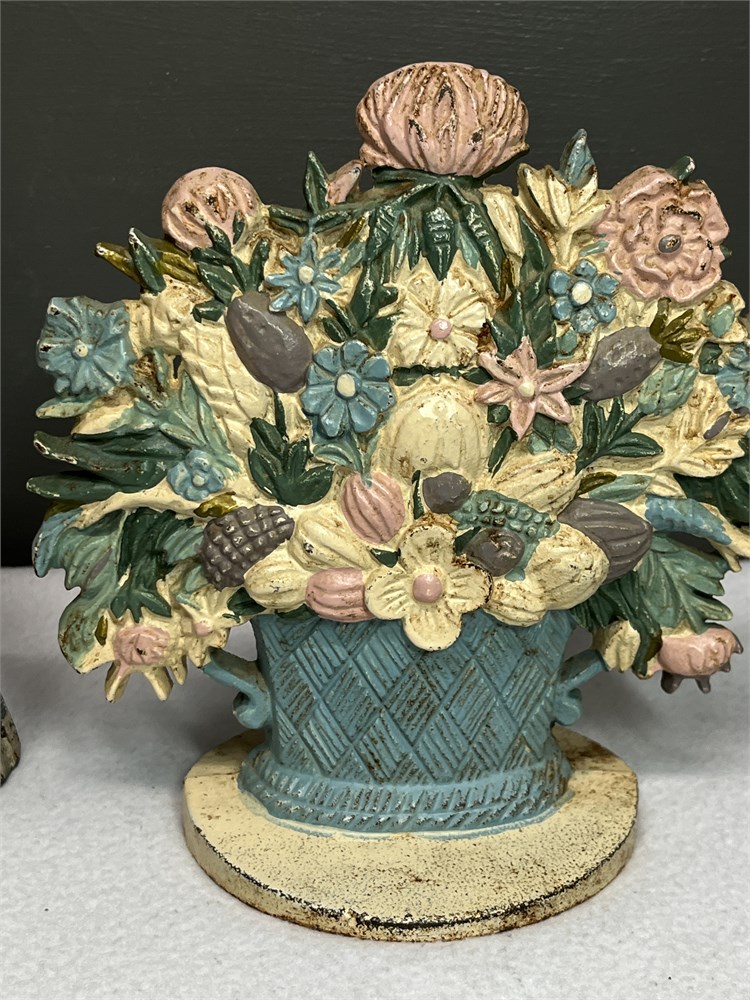 Transitional Design Online Auctions - Cast Iron Door Stops / 3