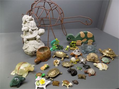 Transitional Design Online Auctions - Ceramic Turtle Collection