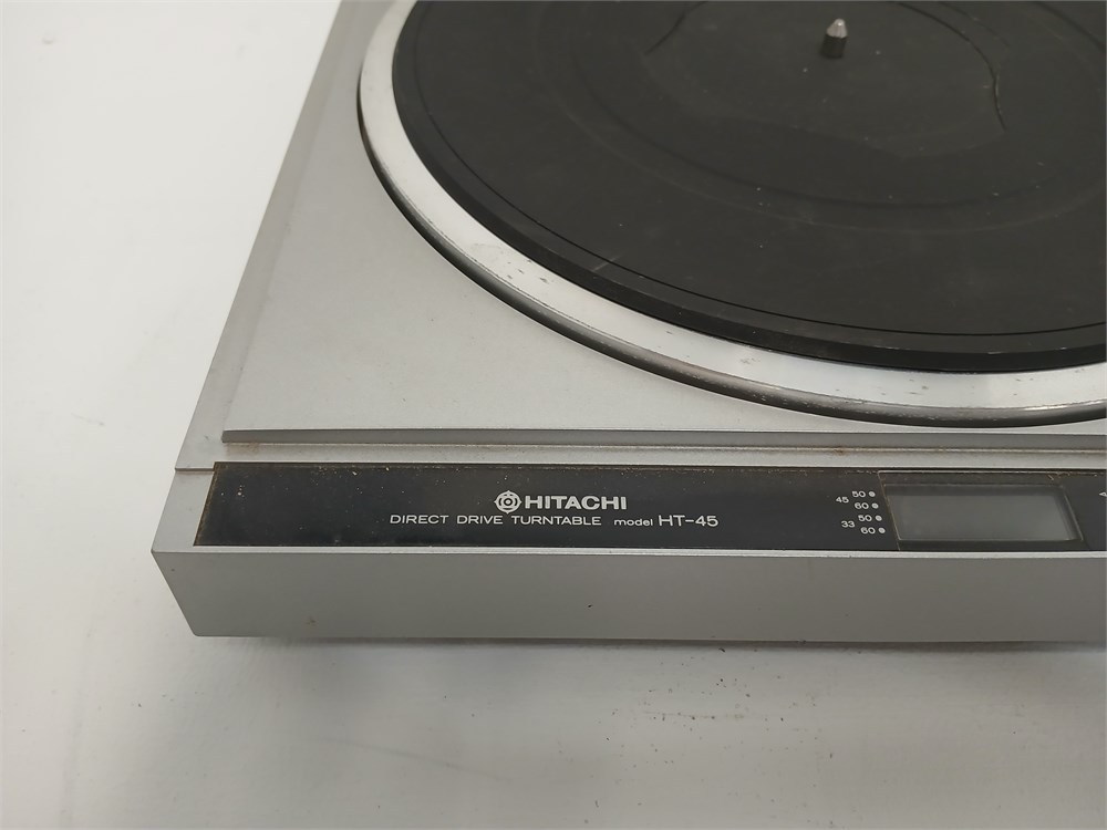 Transitional Design Online Auctions - Hitachi Turntable / Model HT-45