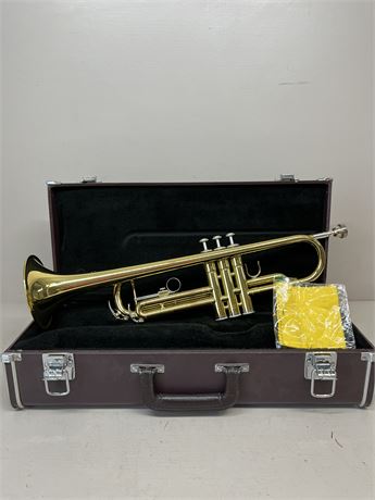 Transitional Design Online Auctions - Yamaha Trumpet & Case