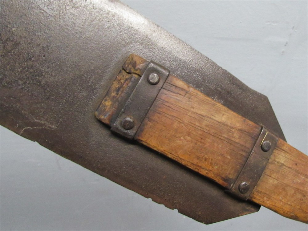 Transitional Design Online Auctions - Sling Blade - Antique Kaiser ...