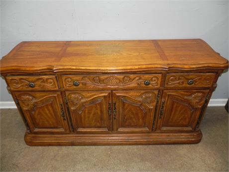 Transitional Design Online Auctions - Hibriten Sideboard / Server Buffet