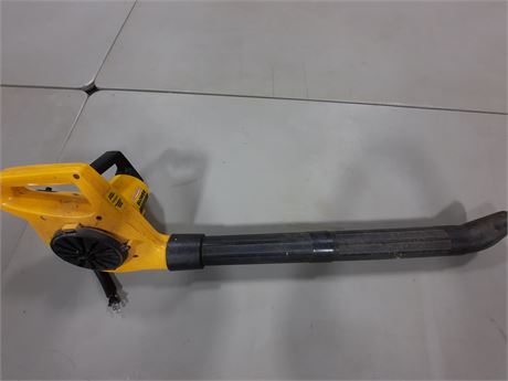 Transitional Design Online Auctions - Paramount Leaf Blower