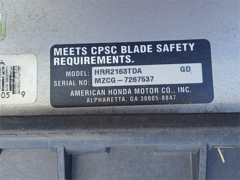 Transitional Design Online Auctions - Honda Rotary Mower / HRR2163TDA