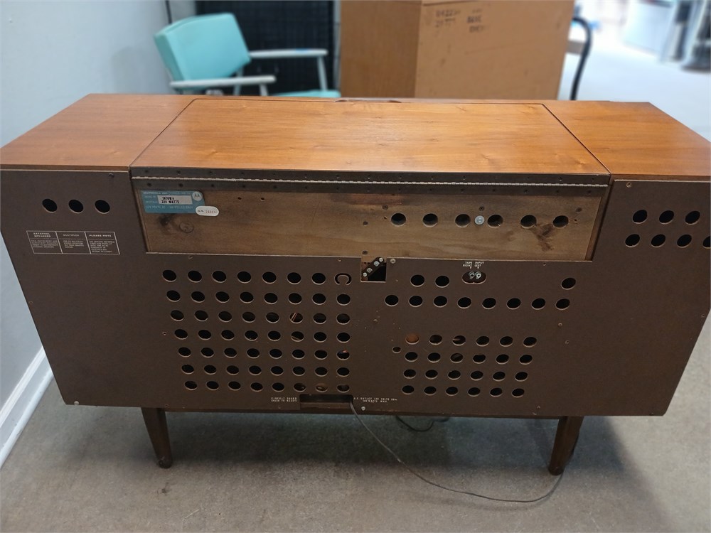 Transitional Design Online Auctions - Motorola Three Channel Stereo ...
