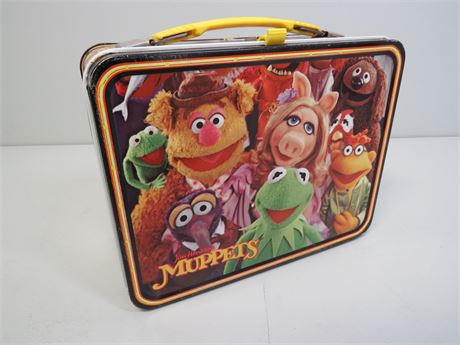 Transitional Design Online Auctions - Vintage 1979 Muppets Metal Lunch Box