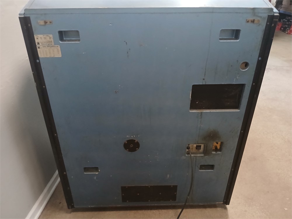 Transitional Design Online Auctions - Rowe International Inc. Jukebox ...