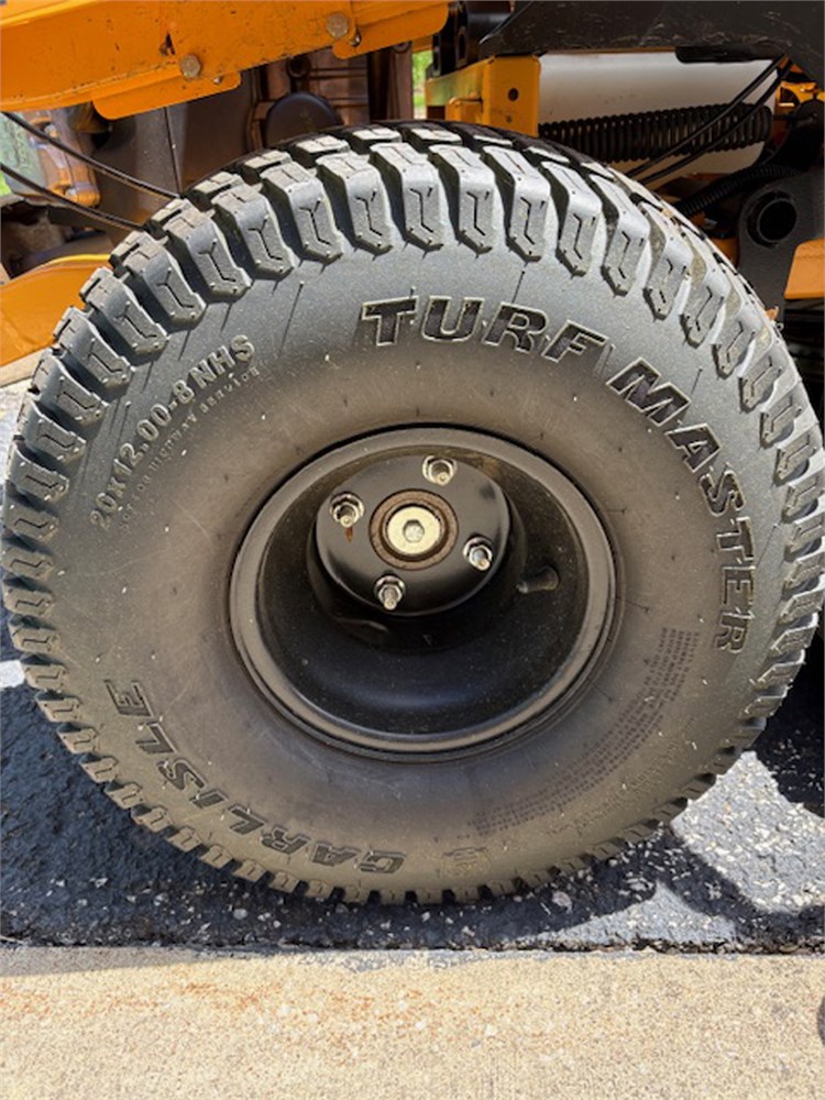 Transitional Design Online Auctions - CUB CADET Ultima Series ZT1 54 ...