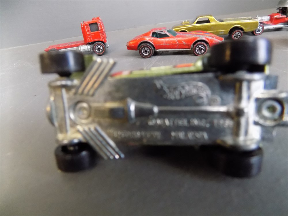 Transitional Design Online Auctions - 1960's Hot Wheels