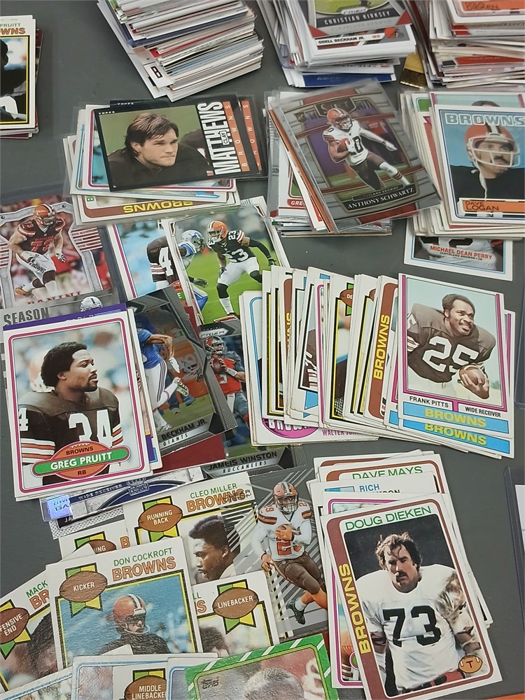 Transitional Design Online Auctions - Cleveland Browns Sports Cards ...
