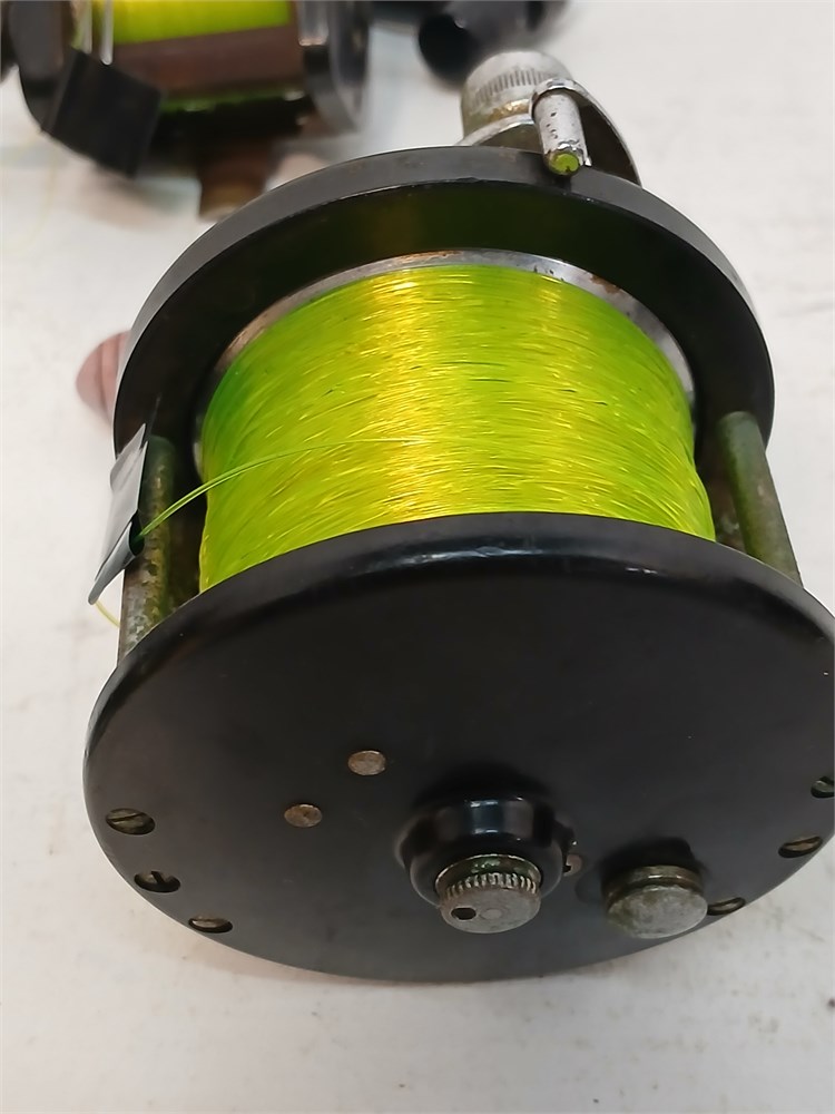 Transitional Design Online Auctions - Vintage Fishing Reels and Supplies
