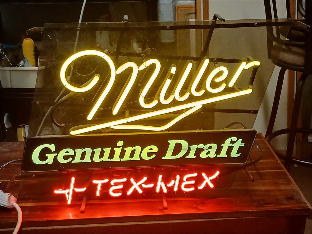 Transitional Design Online Auctions - Miller Genuine Draft Neon ...