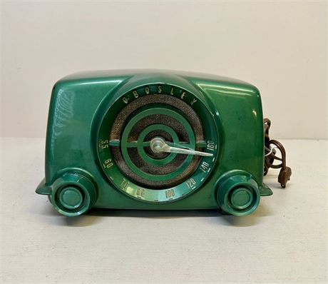 Transitional Design Online Auctions - Tube Radio / 1940's / Working ...