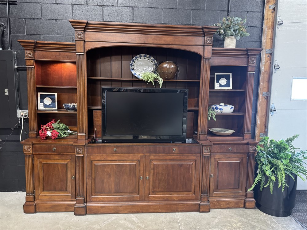 Transitional Design Online Auctions - Ethan Allen Tuscan 6 Piece Median ...