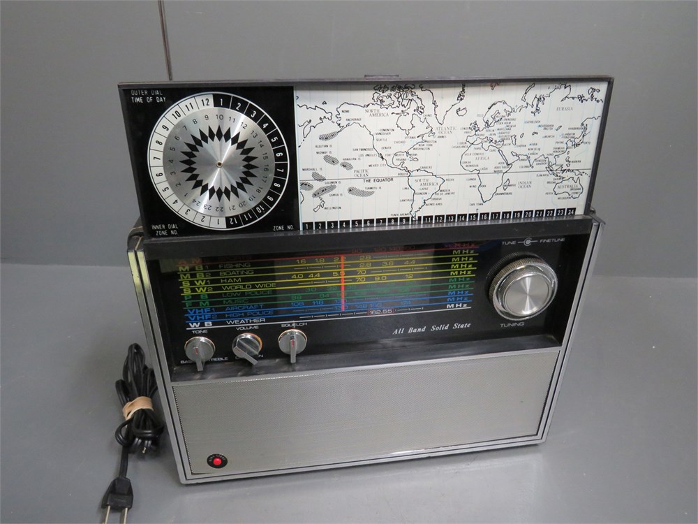 Transitional Design Online Auctions - WINDSOR All-Band Solid State ...