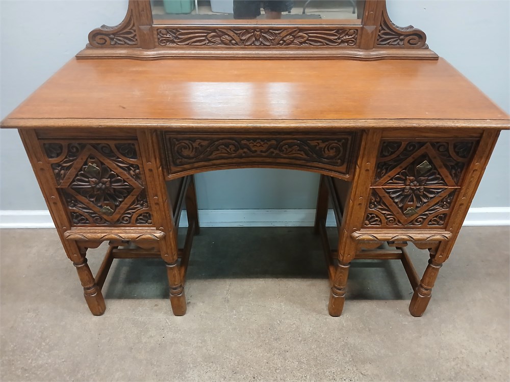 Transitional Design Online Auctions - Antique Limbert Gothic Carved Oak ...