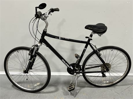 Transitional Design Online Auctions - Men's Bike / Raleigh / 7 speed